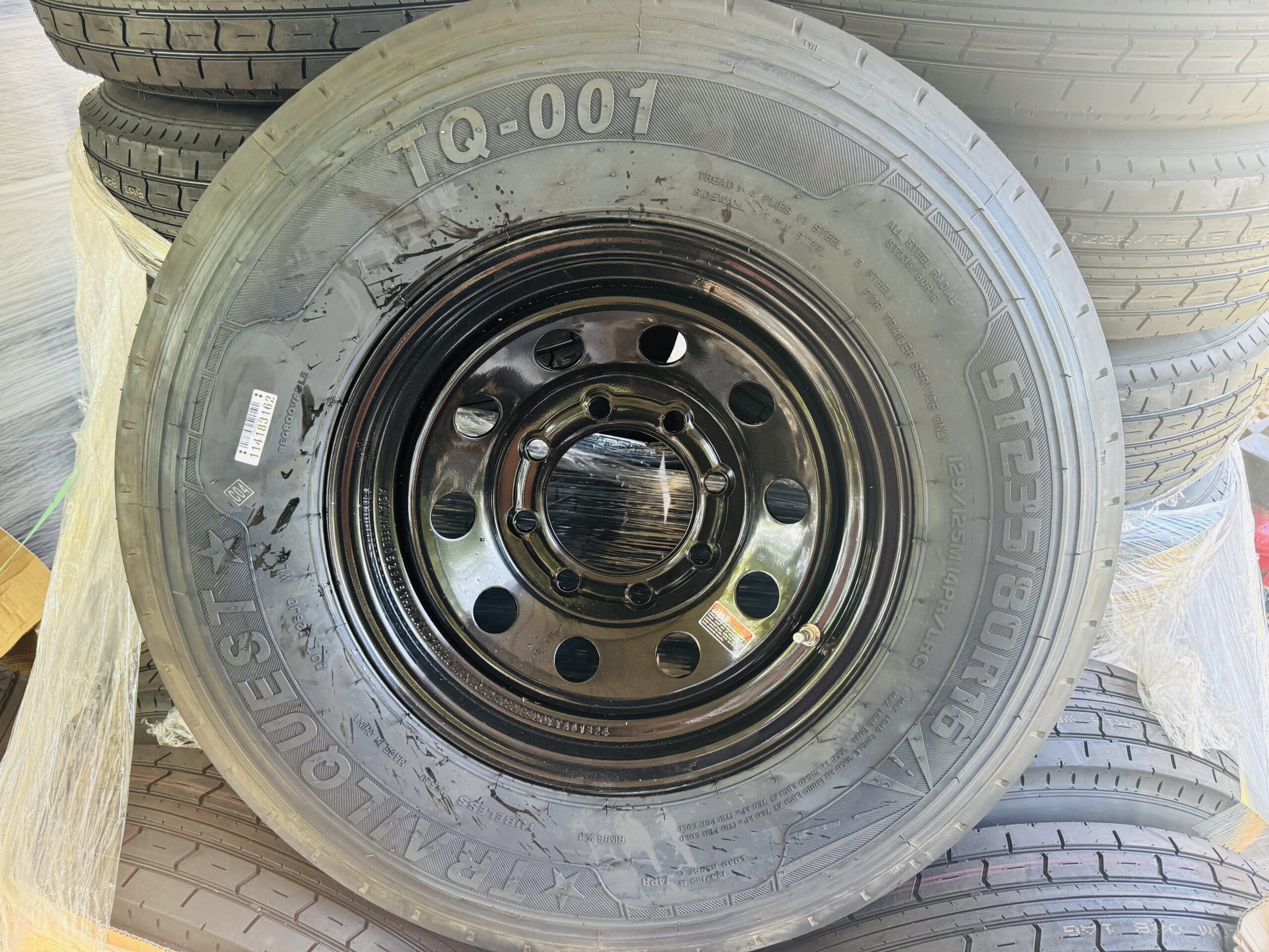 235 80 R16 ALL STEEL 14ply tires on 8 lug wheel - Big Boss Trailers ...